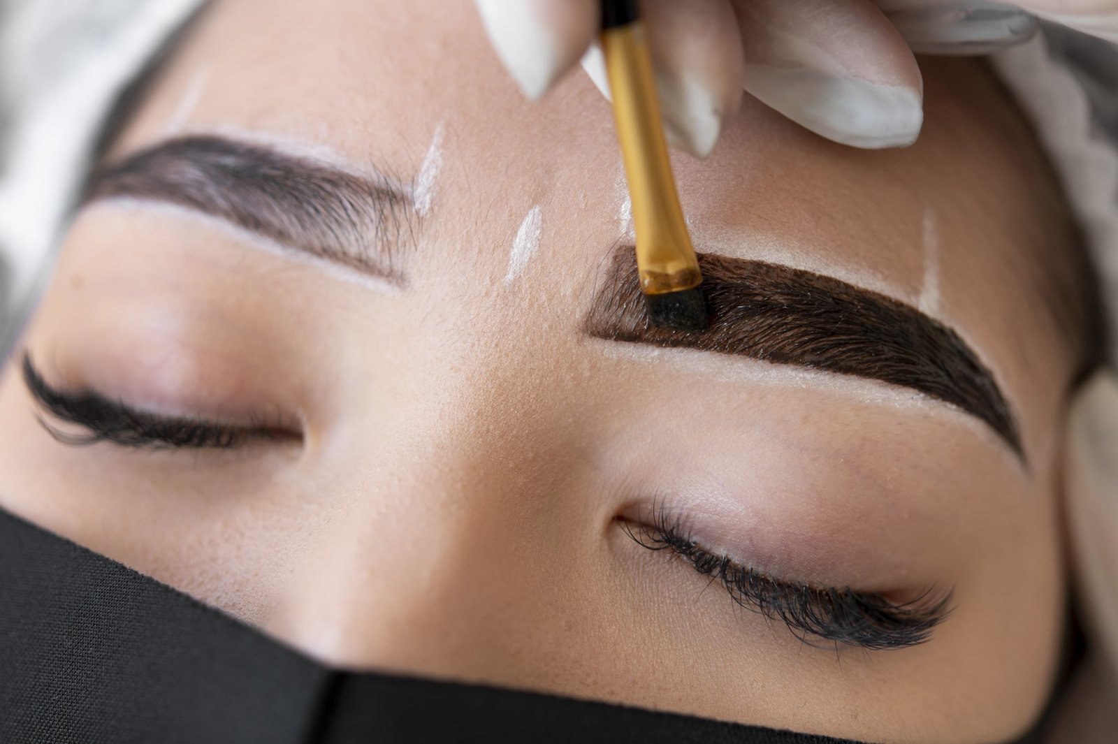Eyebrow Embroidery vs. Microblading: Which is Better? - Lashility